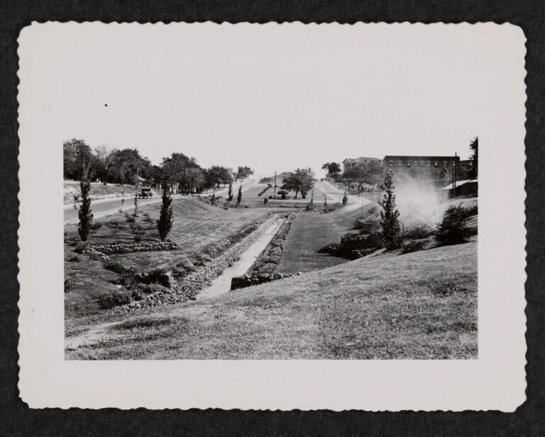 Rainey Street Trailhead - The Trail Conservancy